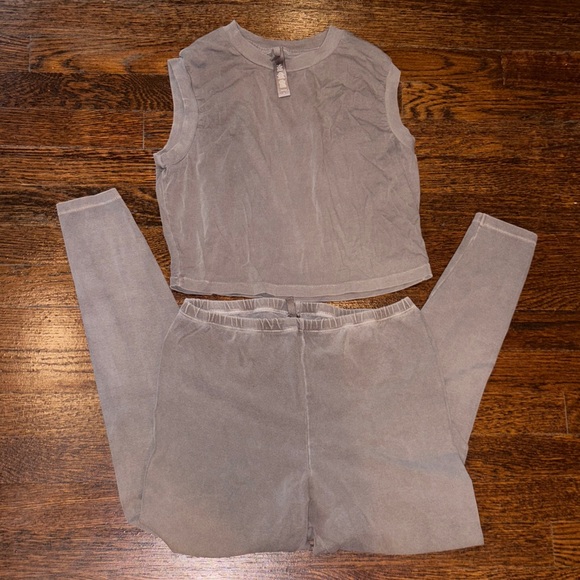 SKIMS | Pants & Jumpsuits | Skims Outdoor Collection Set | Poshmark